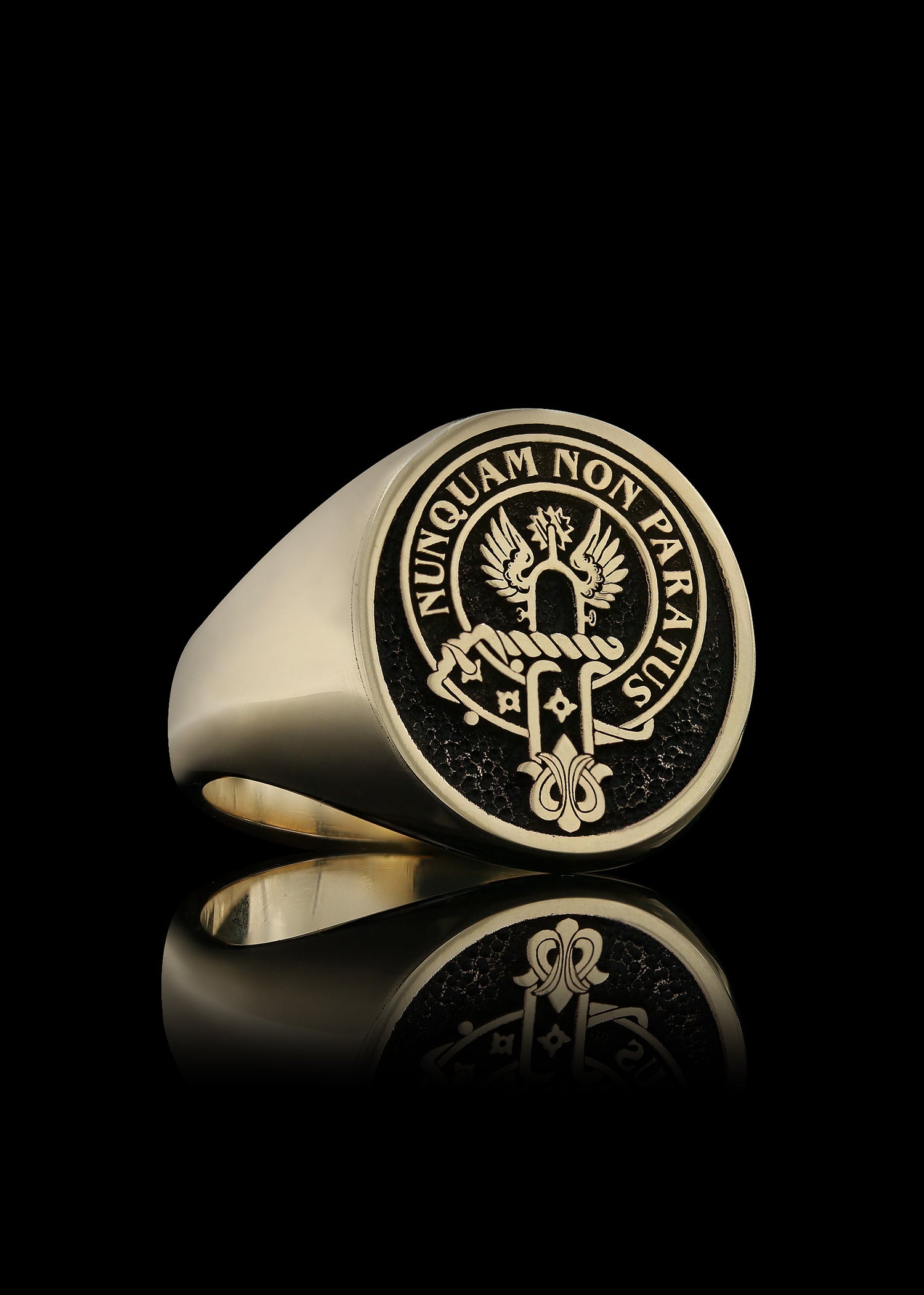 Crest Rings – Heraldic Jewelry
