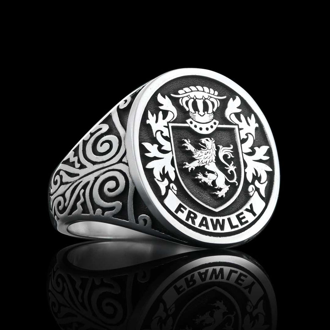 Crest Rings – Heraldic Jewelry