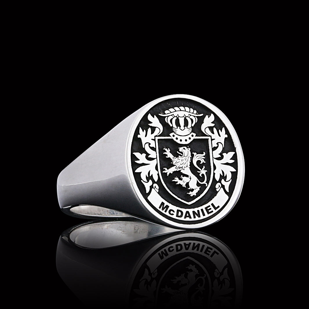 Family Crest Jewelry - Men's crest rings and more - Heraldic Jewelry
