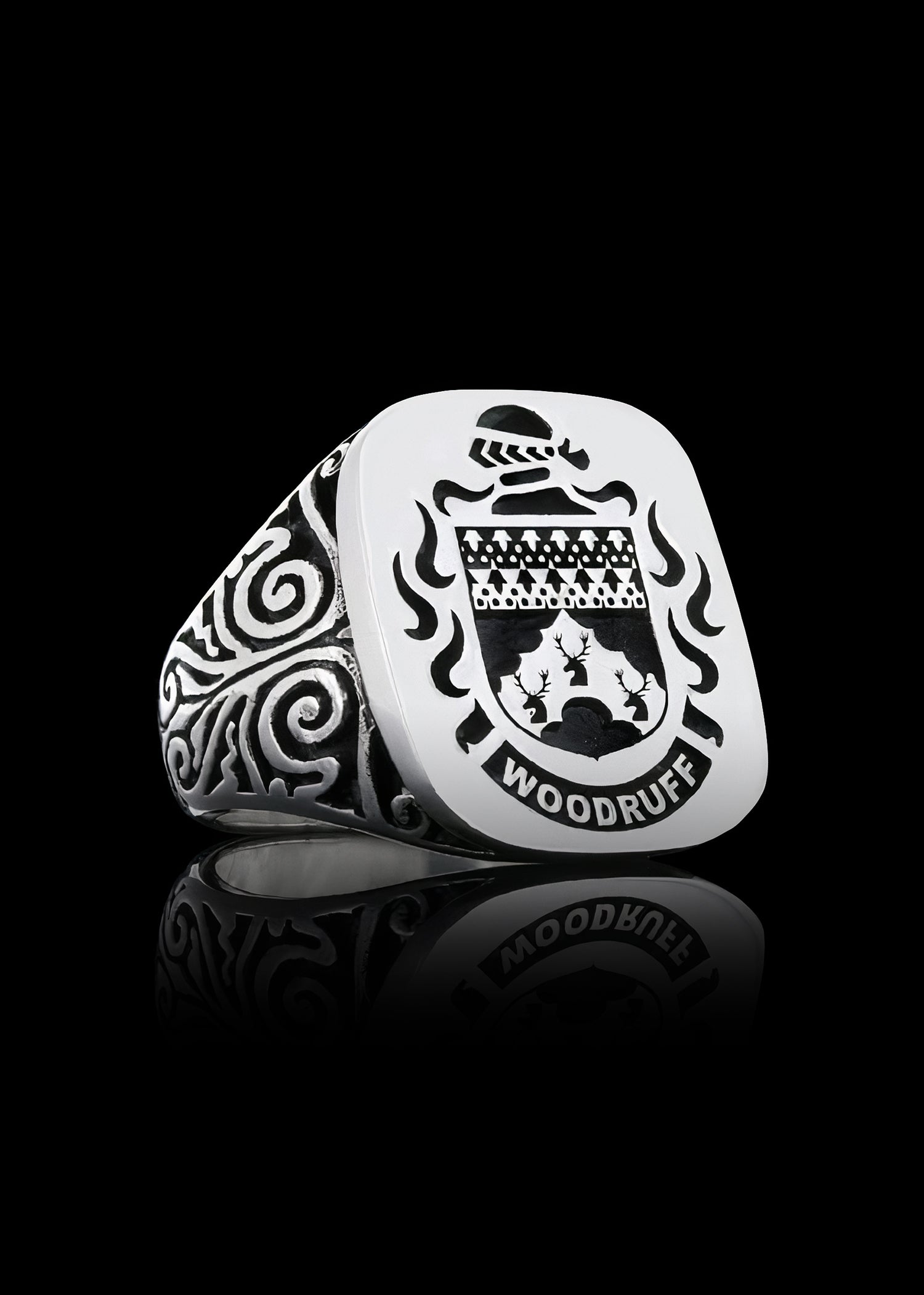 Crest Rings – Heraldic Jewelry